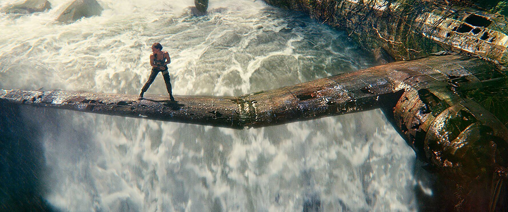 Review phim Tomb Raider: Huyền Thoại Bắt Đầu - Hay, hồi hộp, có chiều ...