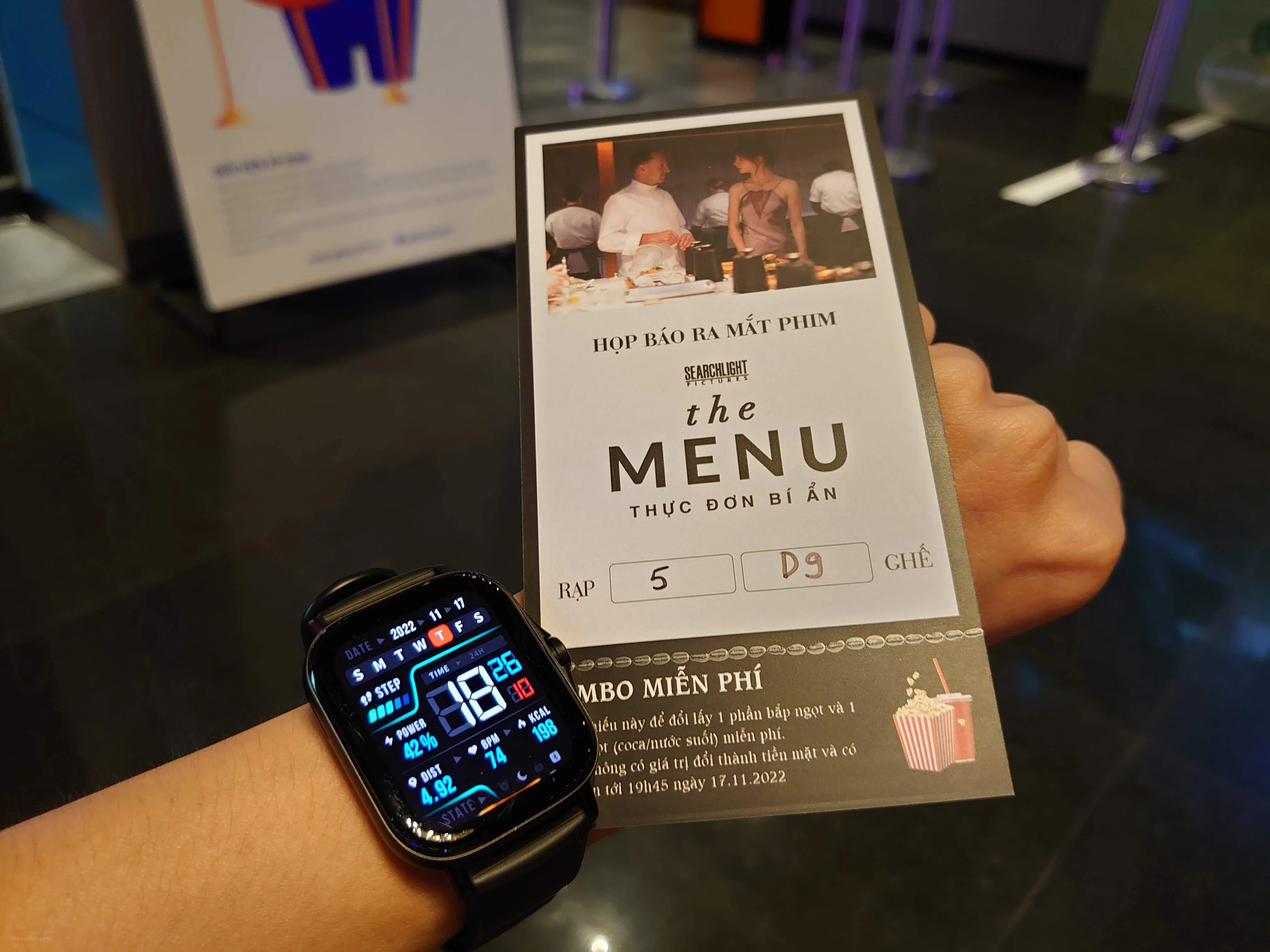 Review phim Thực Đơn Bí Ẩn (The Menu): Lung linh, lộng lẫy, lừa lọc ...