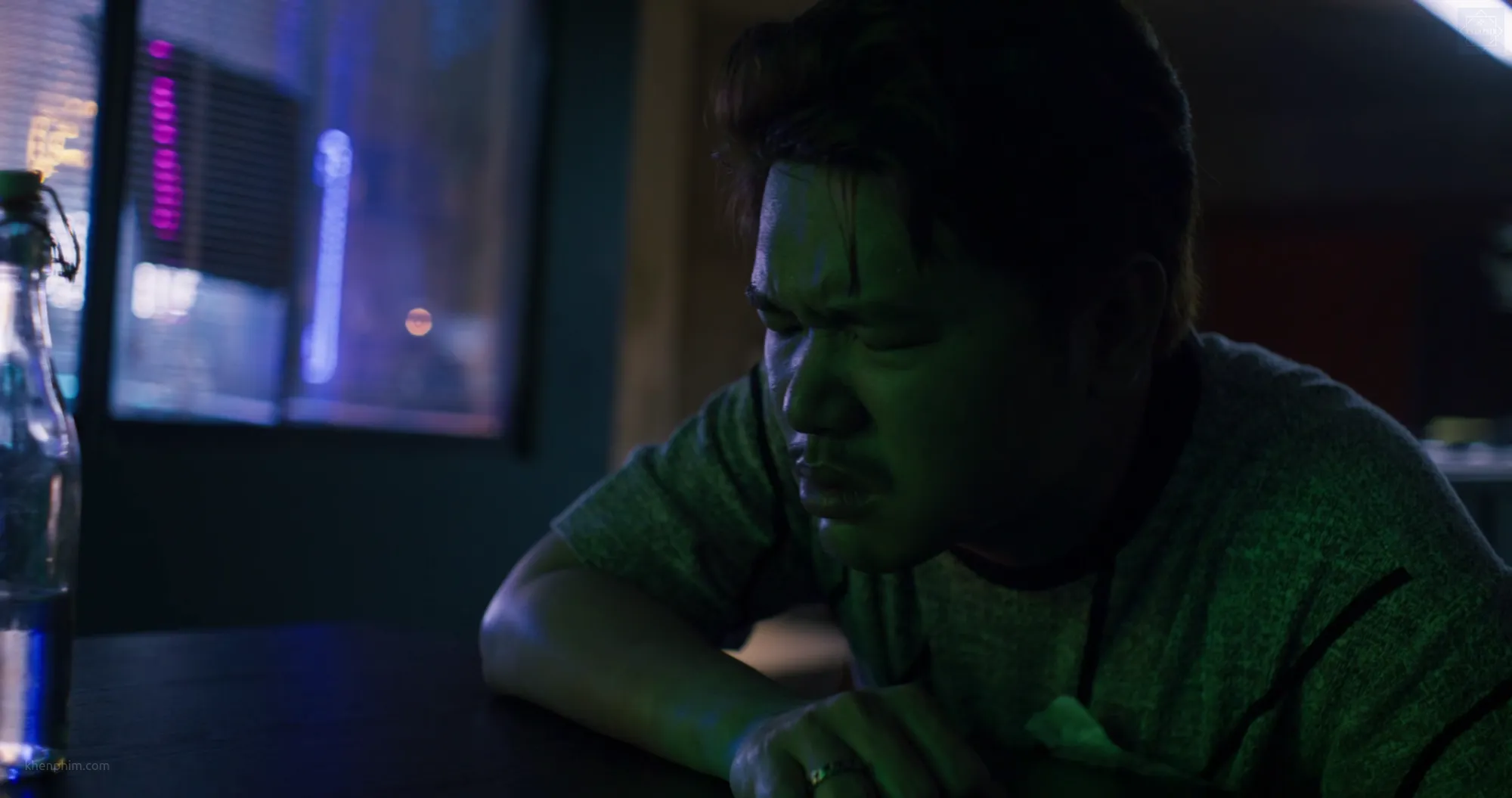 Review phim Live - #PhátTrựcTiếp - Dồn dập, trần trụi, tàn khốc — Khen Phim