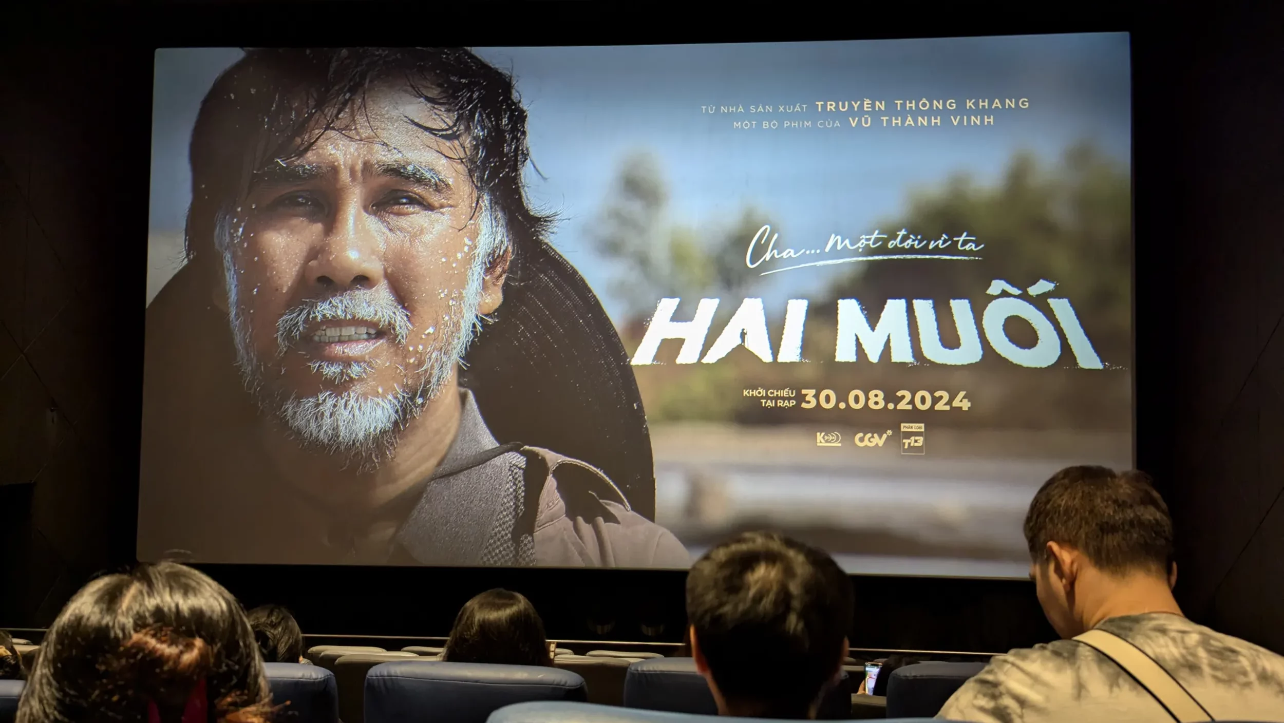 Review phim Hai Muối - Nỗ lực cảm động nhưng chưa đủ lay động — Khen Phim