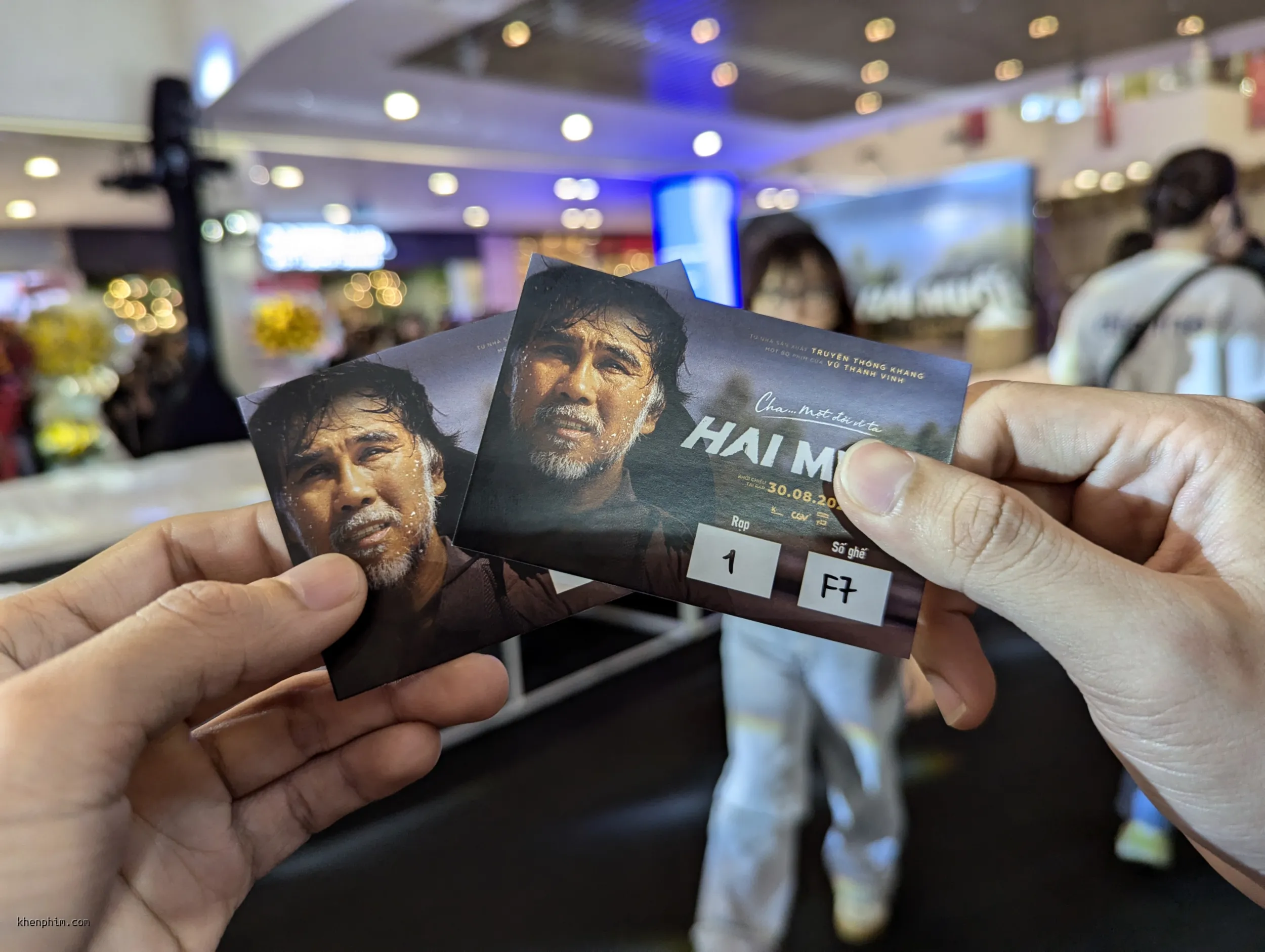 Review phim Hai Muối - Nỗ lực cảm động nhưng chưa đủ lay động — Khen Phim