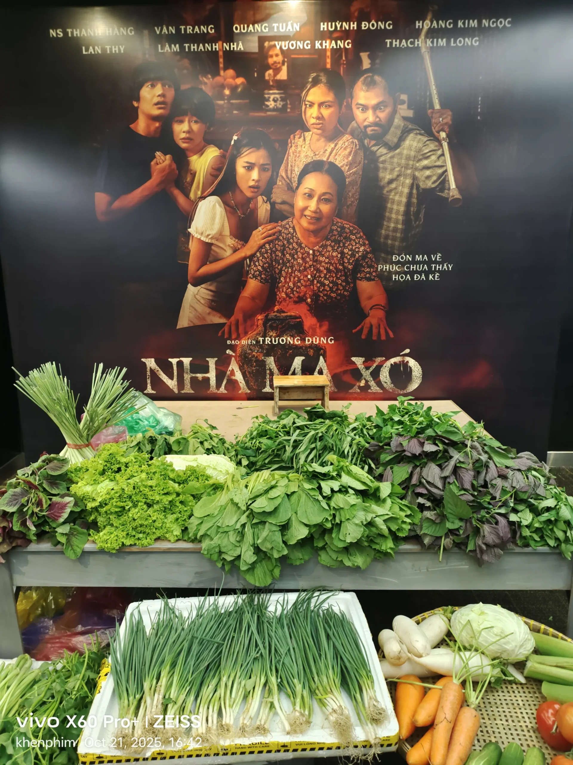 Review phim Nhà Ma Xó: Phù hợp với khán giả yêu thích tâm linh hay chỉ ...