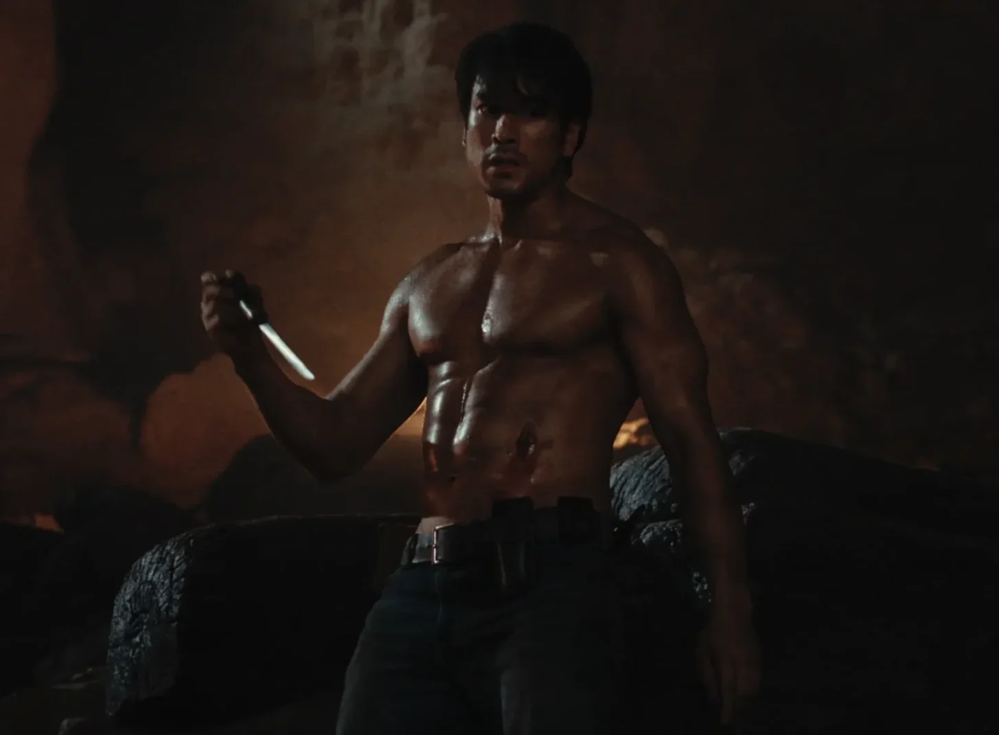 Review phim Tee Yod 3: Khi yếu tố kinh dị nhường chỗ cho hành động — Khen Phim